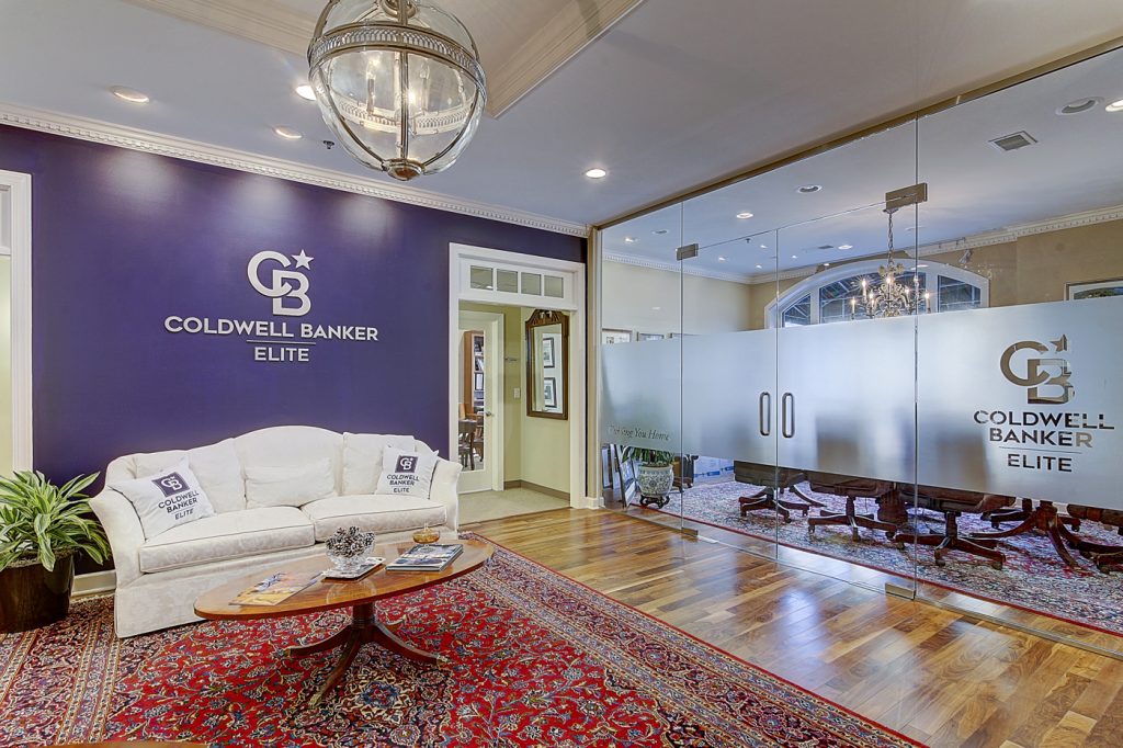 Coldwell Banker Elite | Leading Real Estate Agents in Oconomowoc